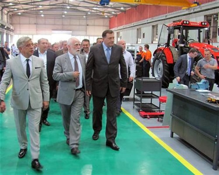 Otvorena fabrika traktora Ursus FOTO - Glas Srpske